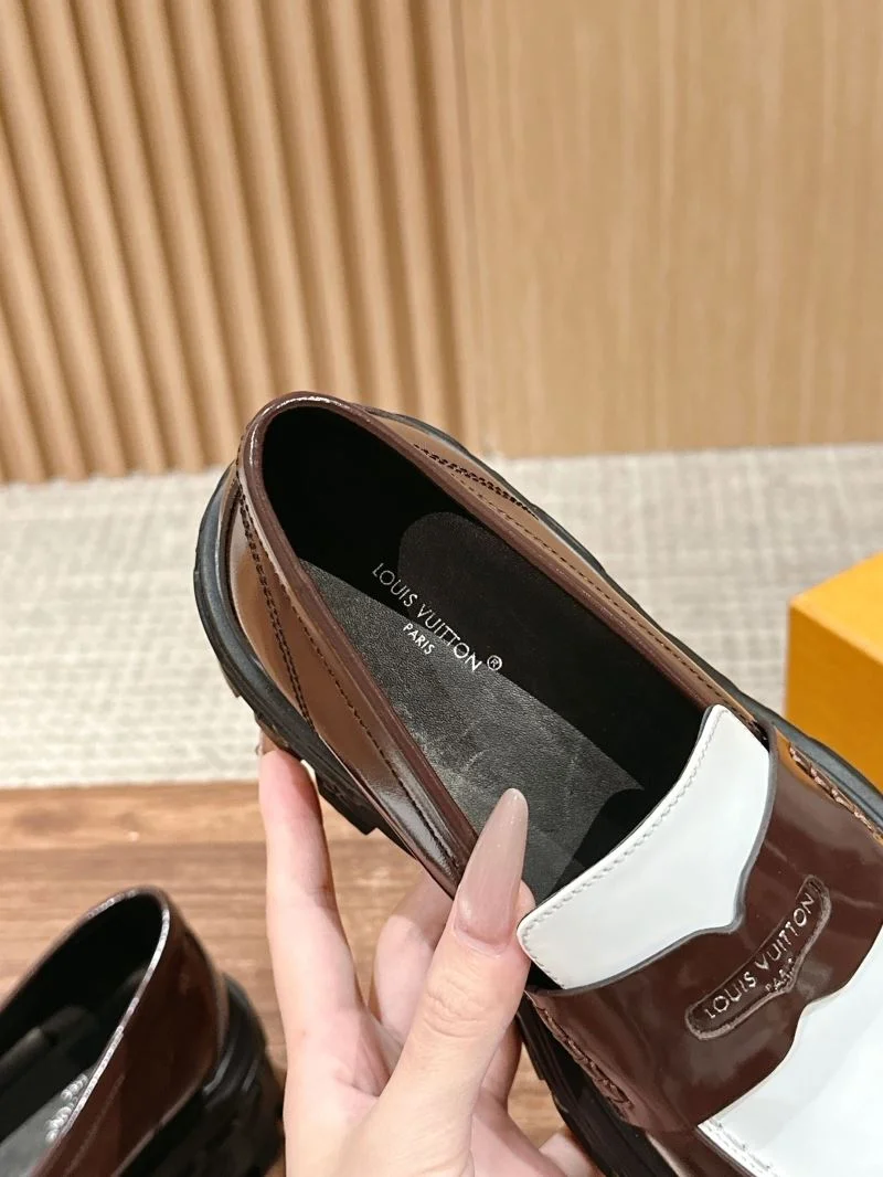 Top match Louis Vuitton Low Shoes