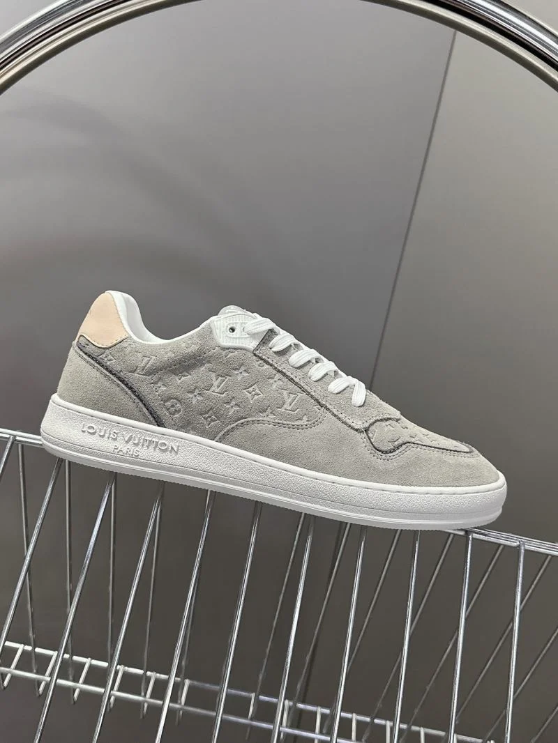 Perfect replica Louis Vuitton Low Shoes
