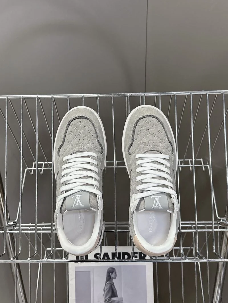 Perfect replica Louis Vuitton Low Shoes