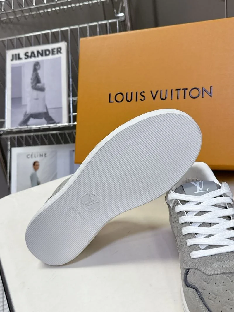 Perfect replica Louis Vuitton Low Shoes