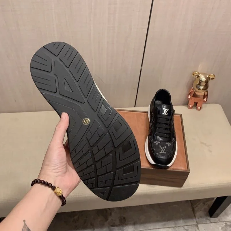 High fidelity Louis Vuitton Low Shoes