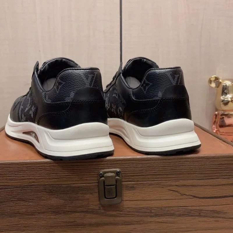 High fidelity Louis Vuitton Low Shoes
