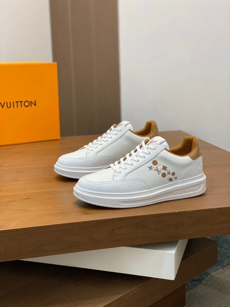 Exact replica Louis Vuitton Low Shoes