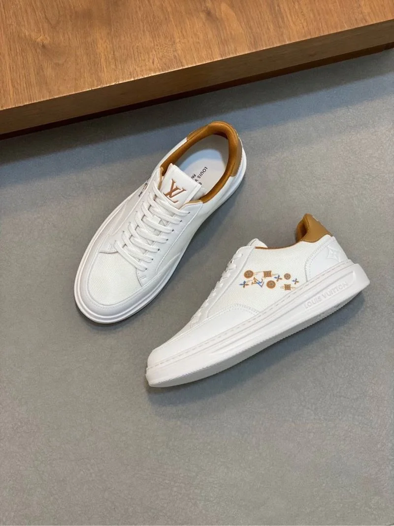 Exact replica Louis Vuitton Low Shoes