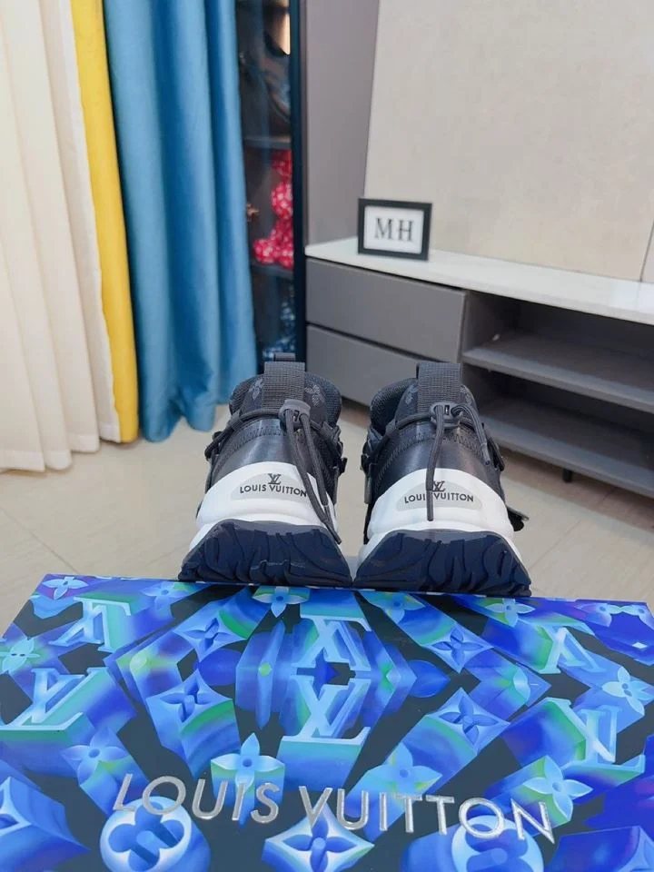 Top match Louis Vuitton Low Shoes