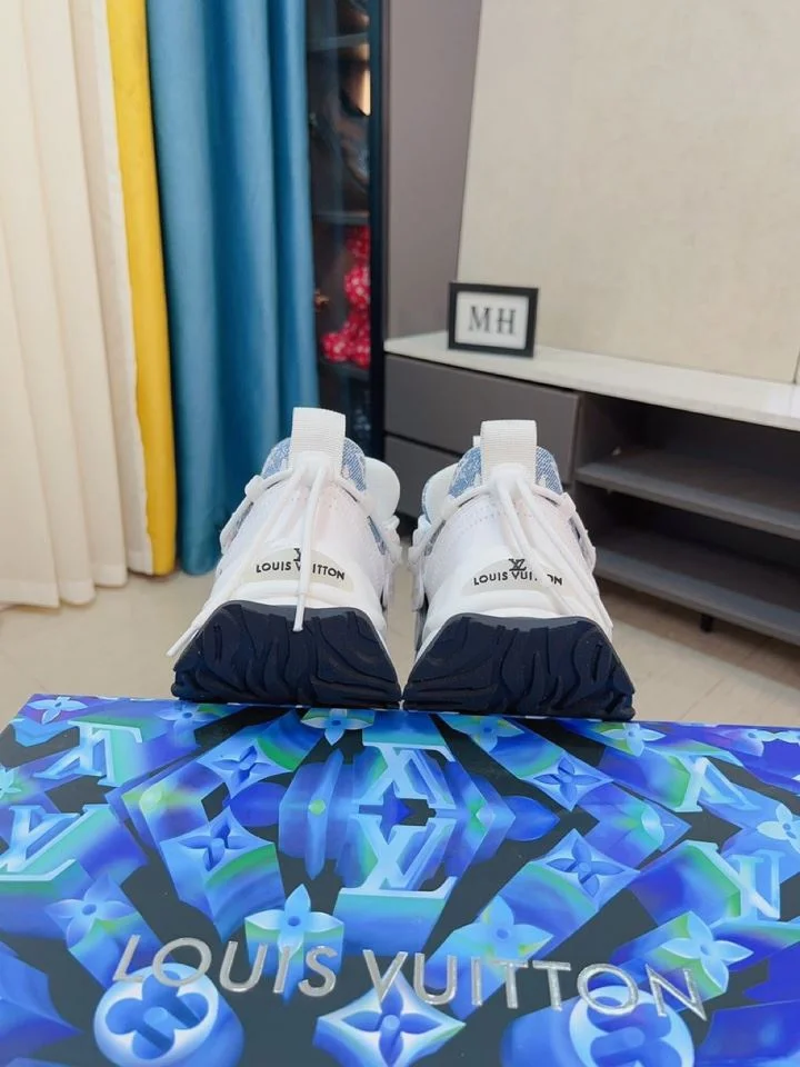 Inexpensive Louis Vuitton Low Shoes