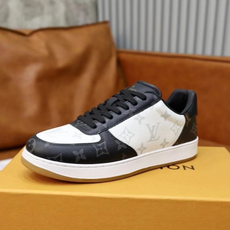 Perfect replica Louis Vuitton Low Shoes