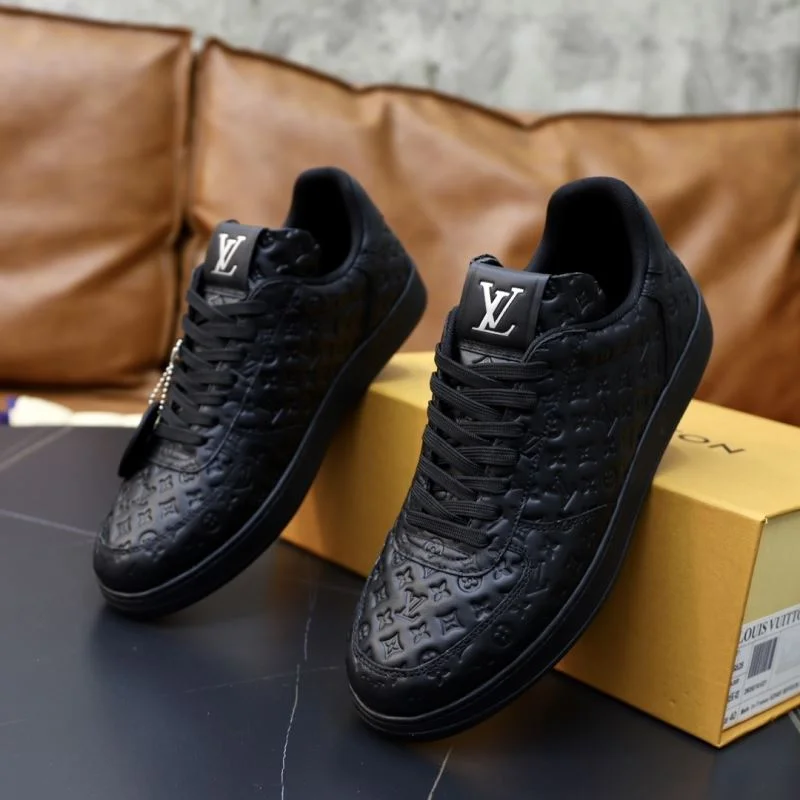 Perfect replica Louis Vuitton Low Shoes