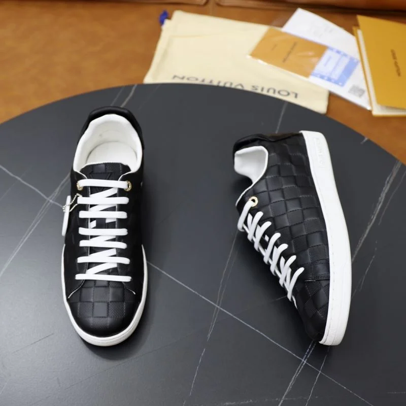Bargain Louis Vuitton Low Shoes