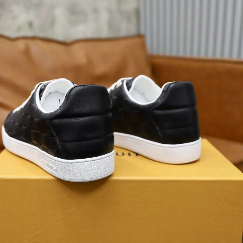Bargain Louis Vuitton Low Shoes