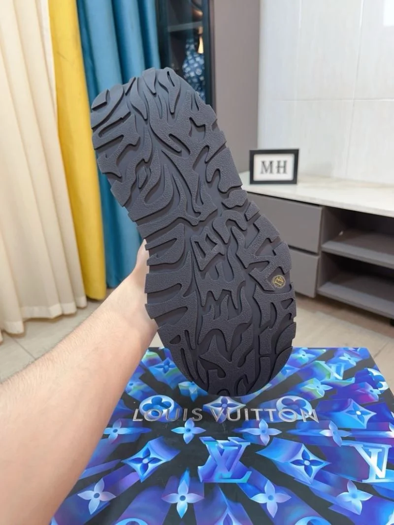 Official Louis Vuitton Low Shoes