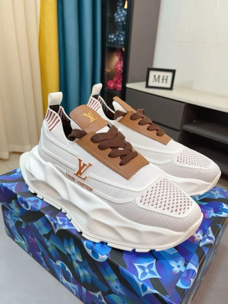 Exact replica Louis Vuitton Low Shoes
