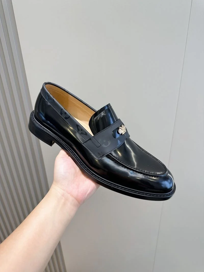 High fidelity Louis Vuitton Low Shoes