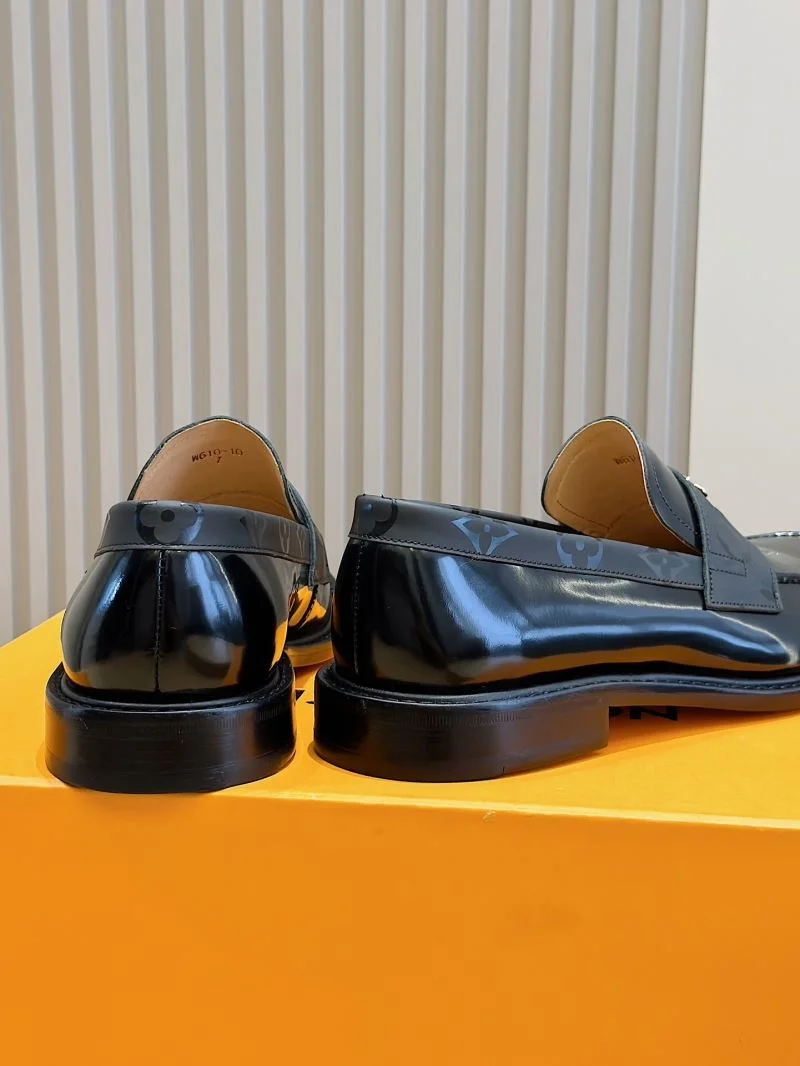 High fidelity Louis Vuitton Low Shoes