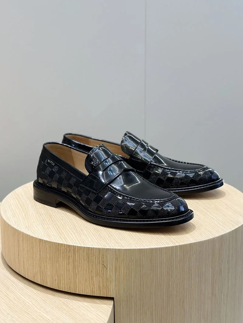 Mirror quality Louis Vuitton Low Shoes
