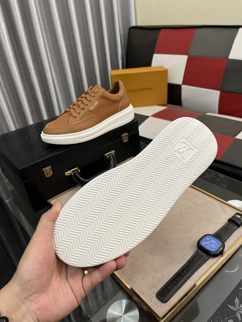Precise copy Louis Vuitton Low Shoes