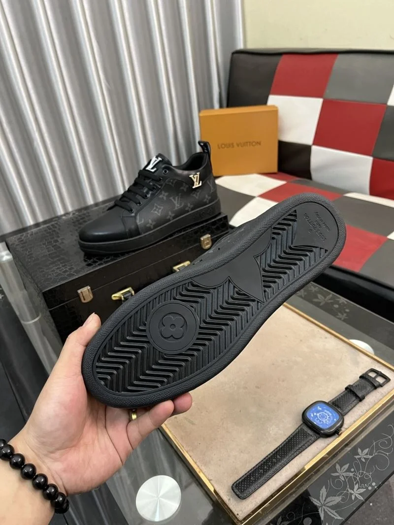 Top match Louis Vuitton Low Shoes