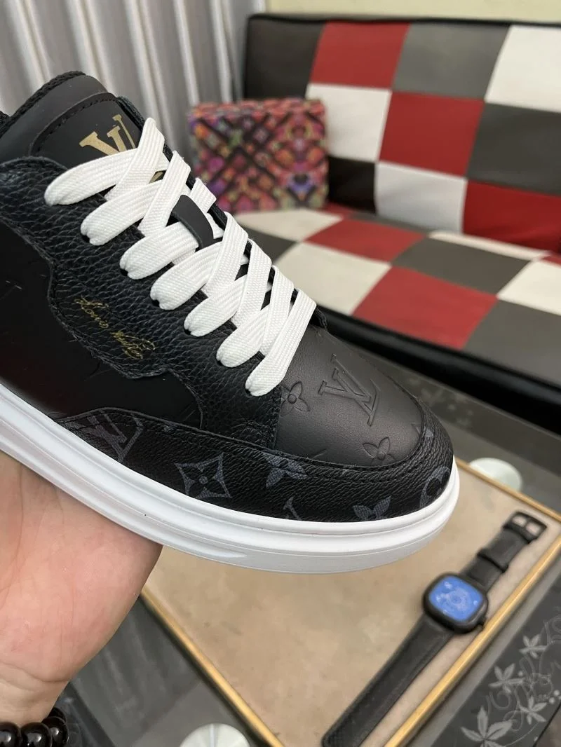 Louis Vuitton Low Shoes