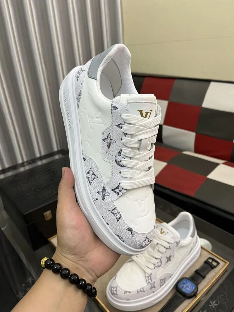Inexpensive Louis Vuitton Low Shoes