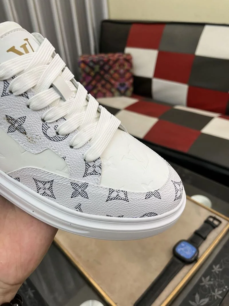 Inexpensive Louis Vuitton Low Shoes