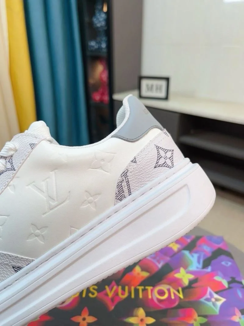 Reasonably priced Louis Vuitton Low Shoes