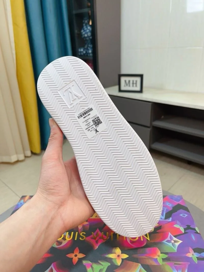 Reasonably priced Louis Vuitton Low Shoes