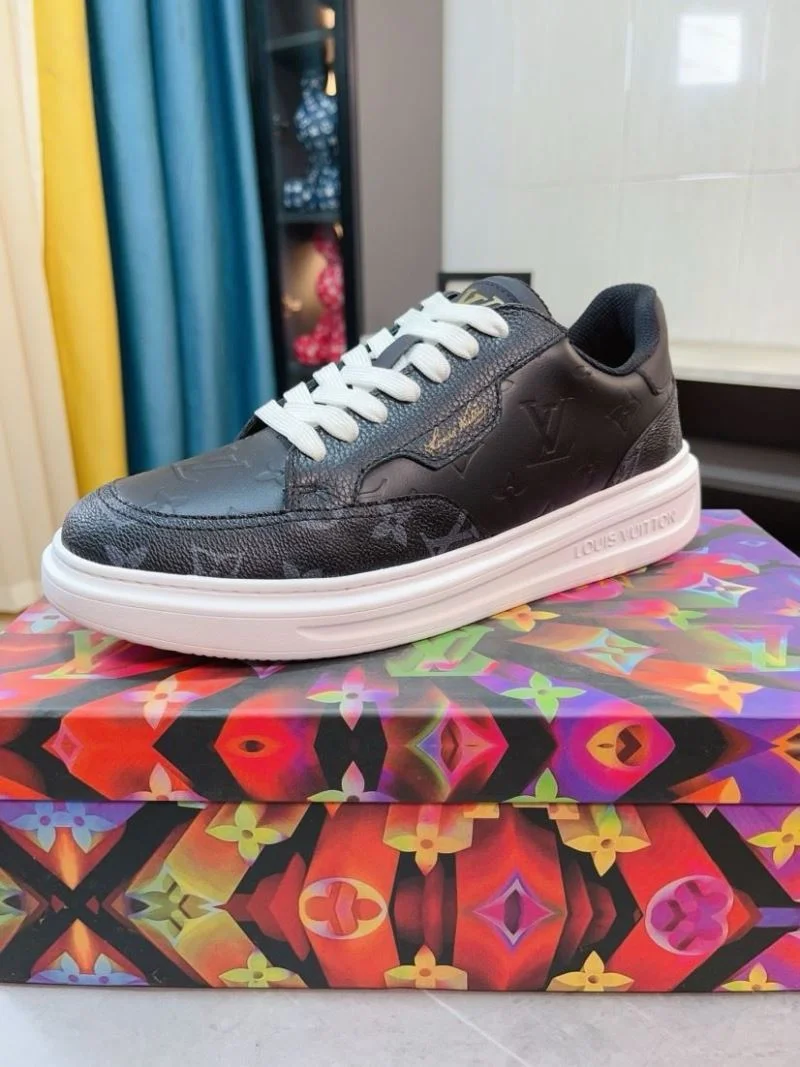 Louis Vuitton Low Shoes