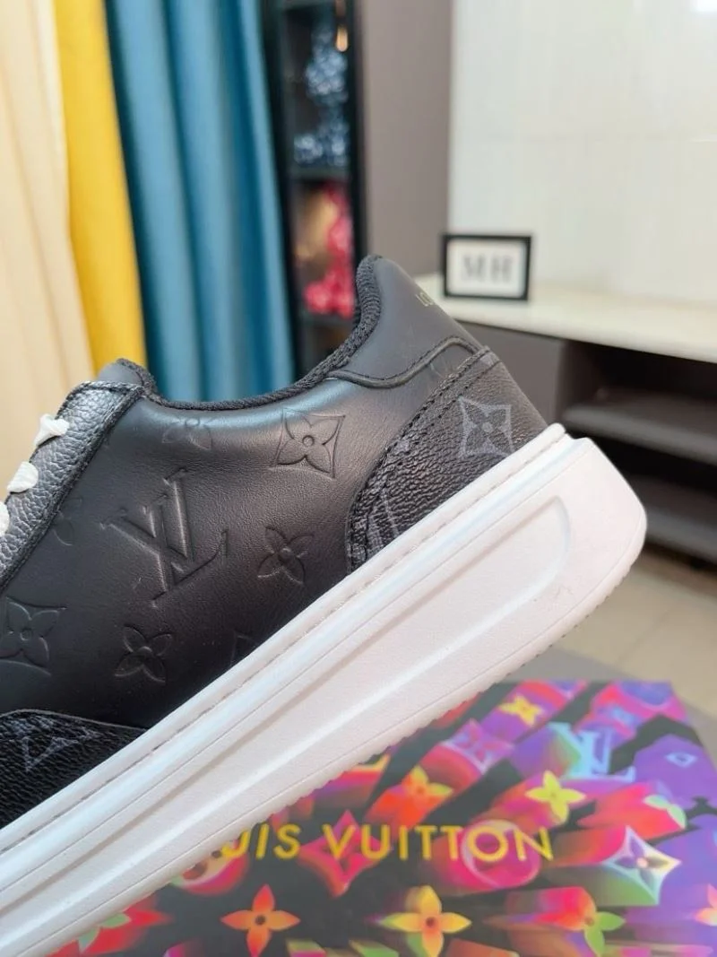 Original Louis Vuitton Low Shoes