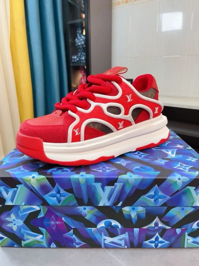 Louis Vuitton Low Shoes