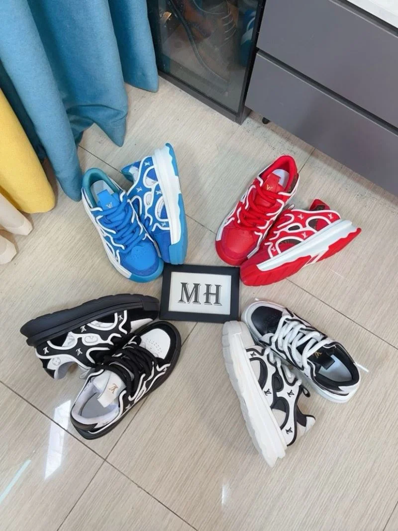 Louis Vuitton Low Shoes