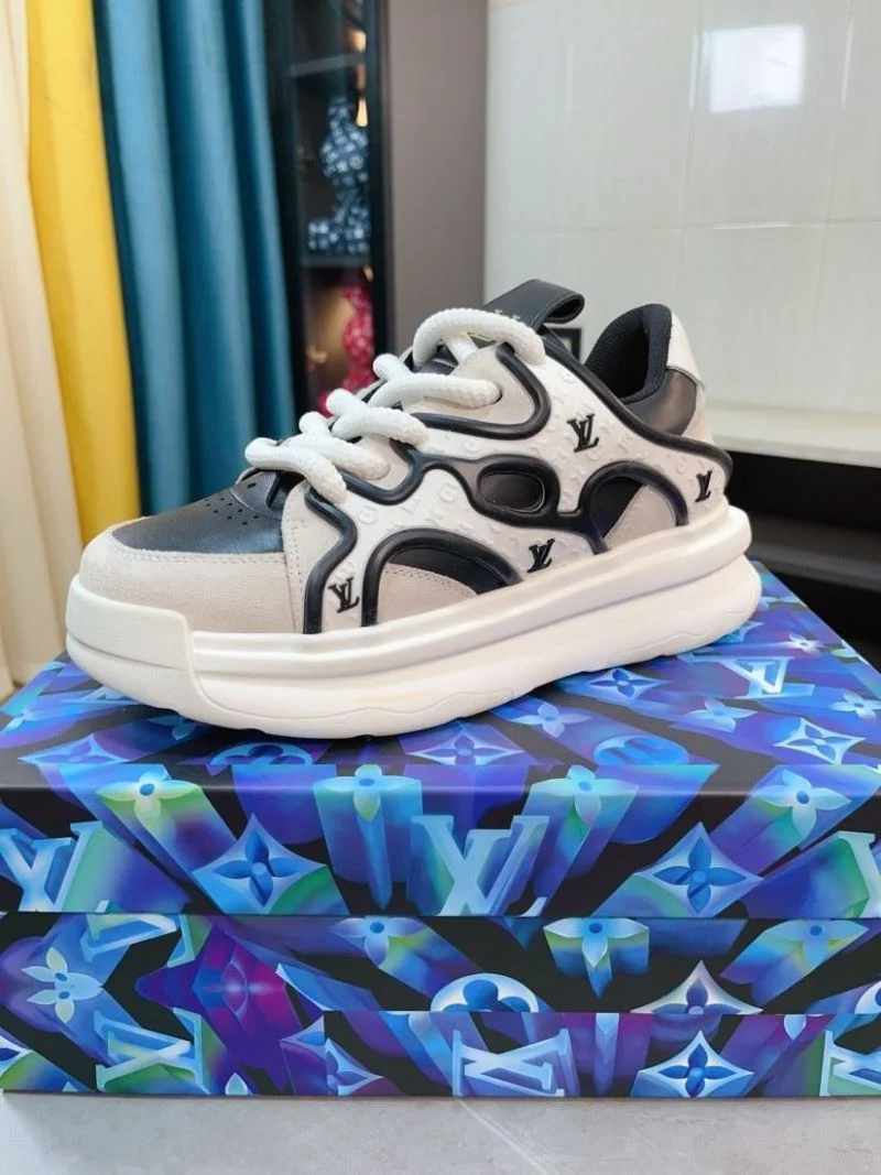 Louis Vuitton Low Shoes