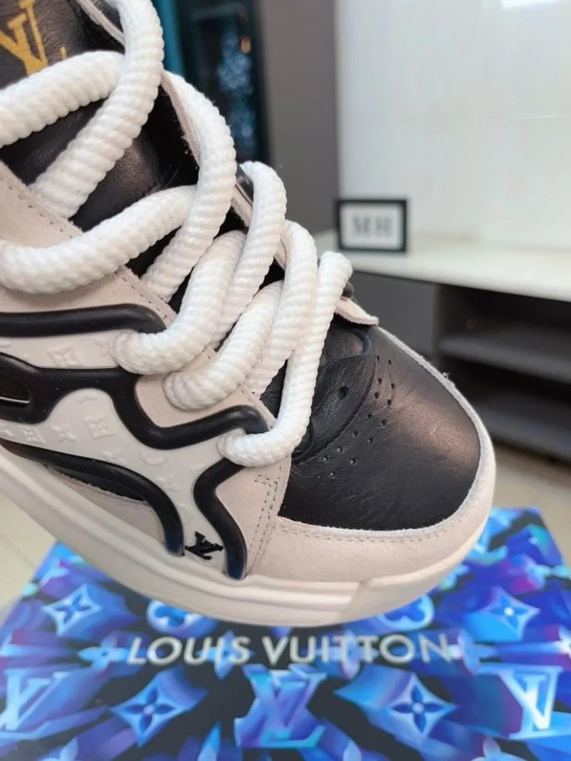 Cut-rate Louis Vuitton Low Shoes