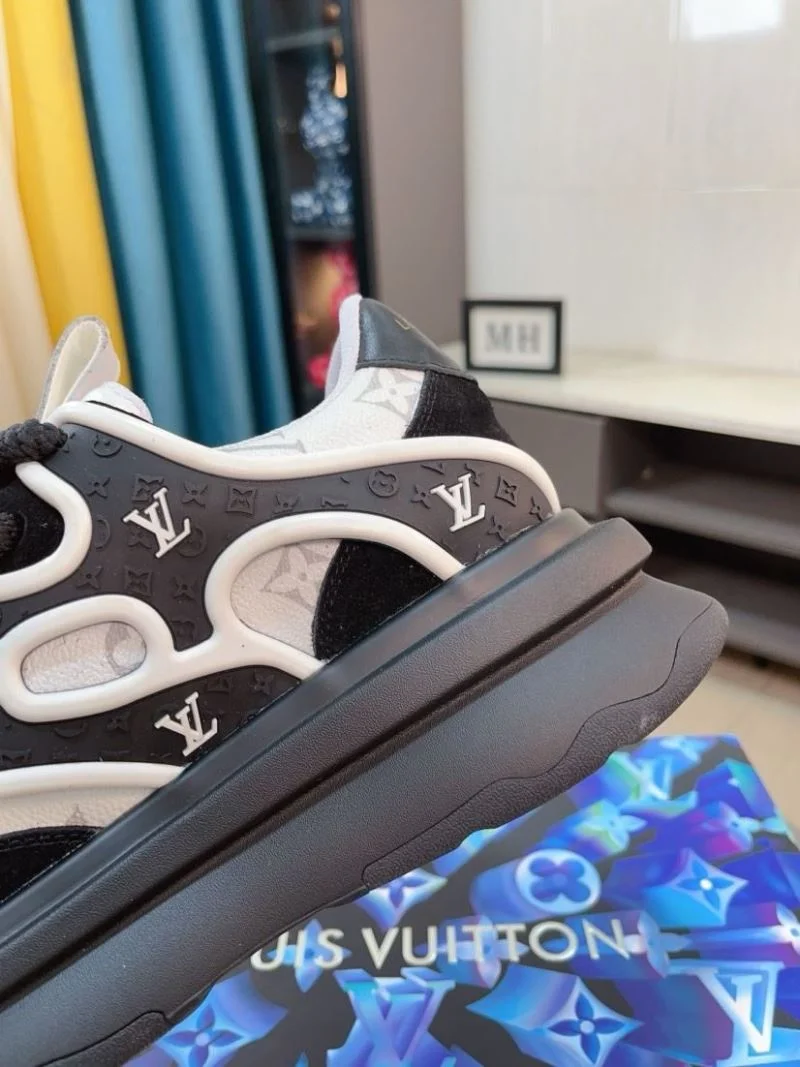 Real Louis Vuitton Low Shoes