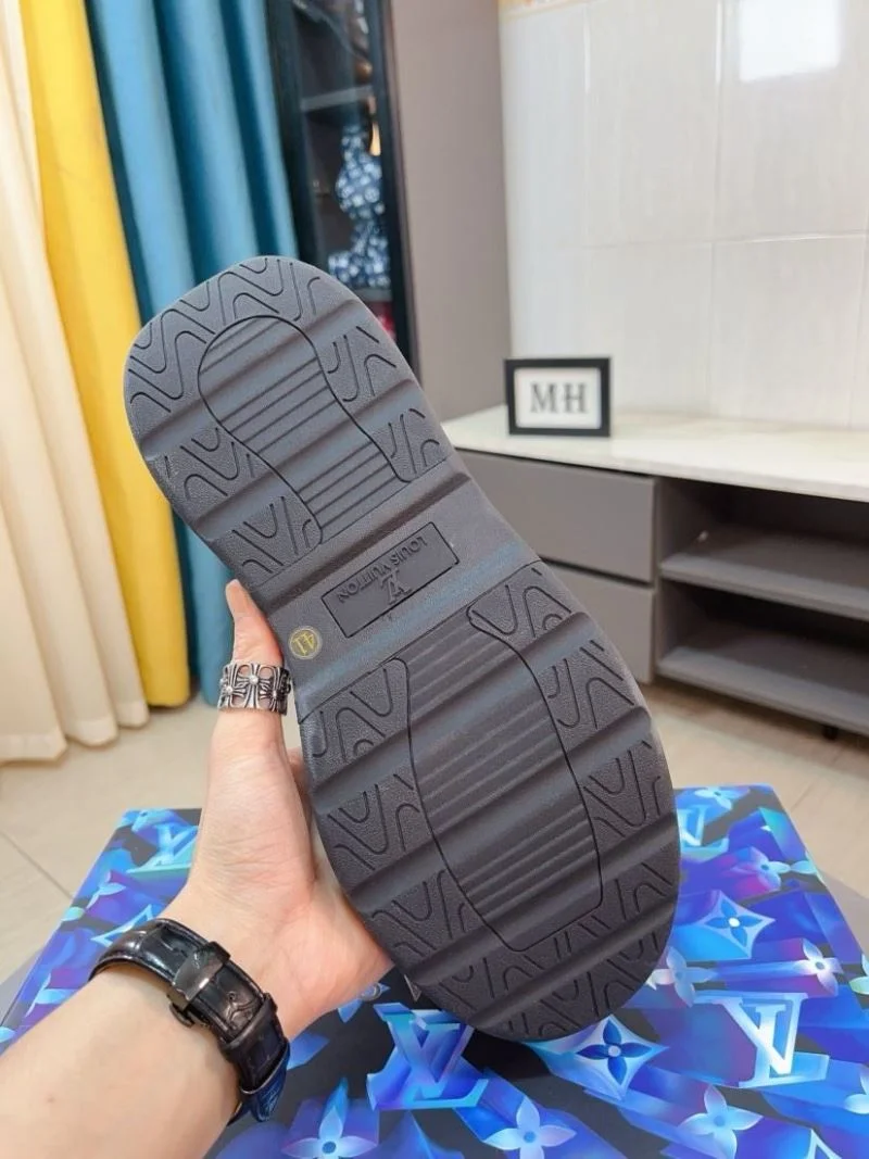 Real Louis Vuitton Low Shoes