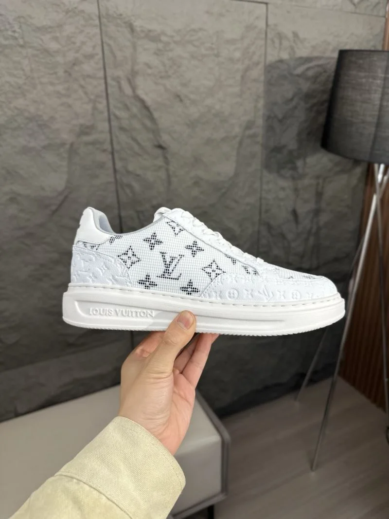 Louis Vuitton Low Shoes