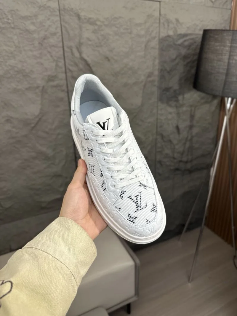 Louis Vuitton Low Shoes