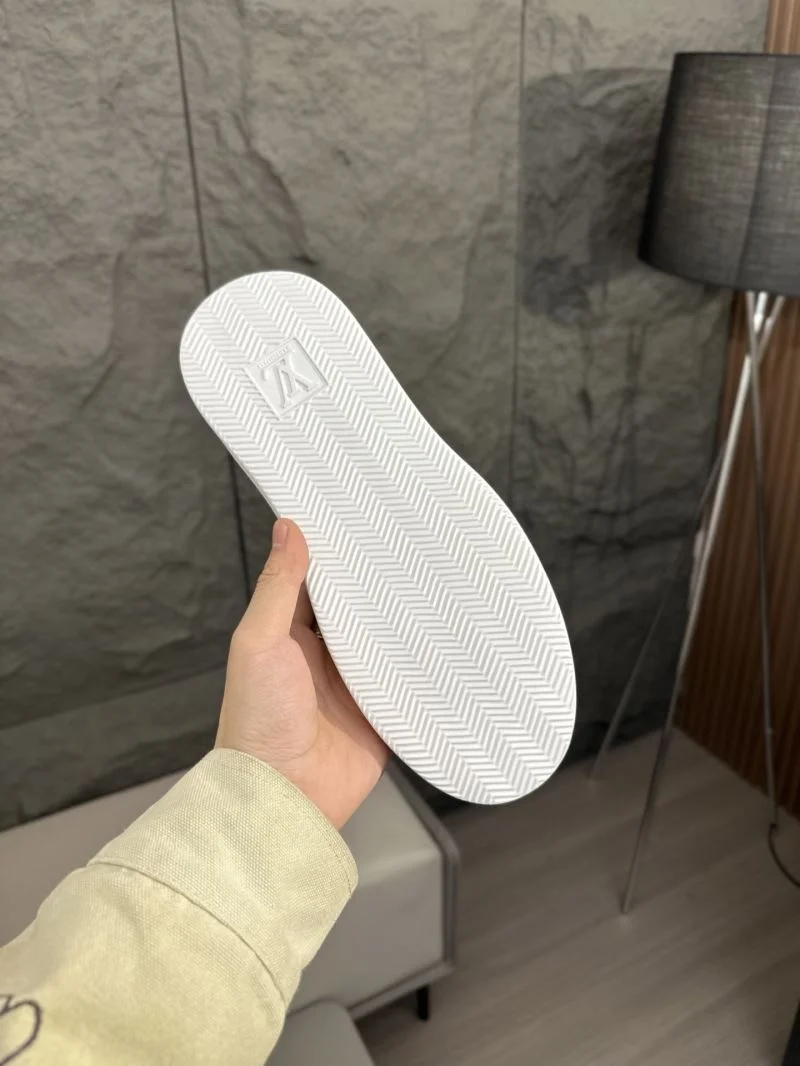 Louis Vuitton Low Shoes