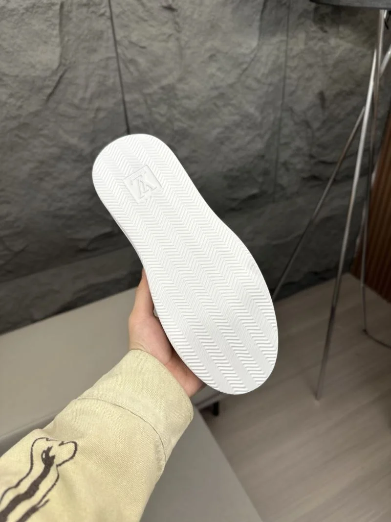Louis Vuitton Low Shoes