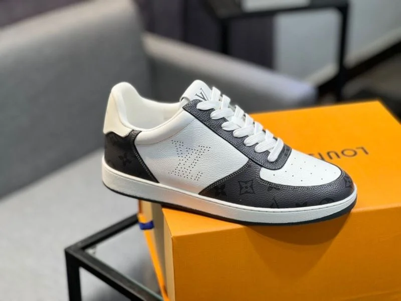 Louis Vuitton Low Shoes