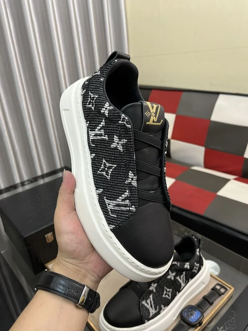 Reasonably priced Louis Vuitton Low Shoes