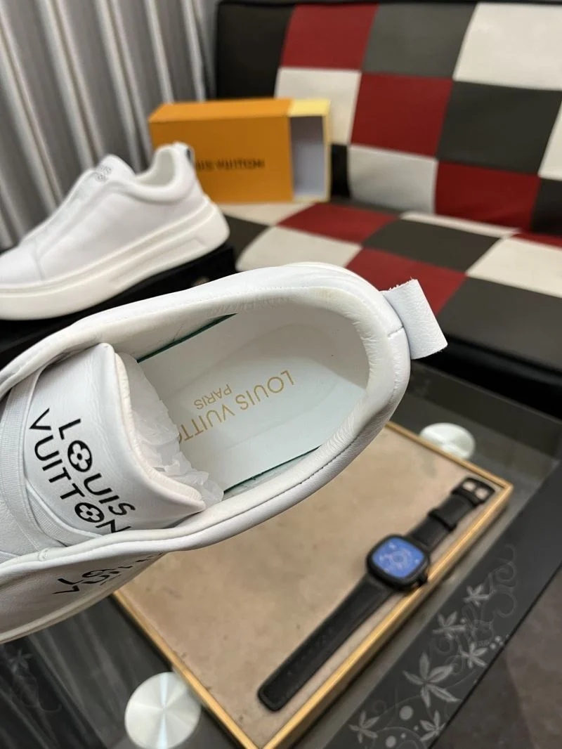 High fidelity Louis Vuitton Low Shoes