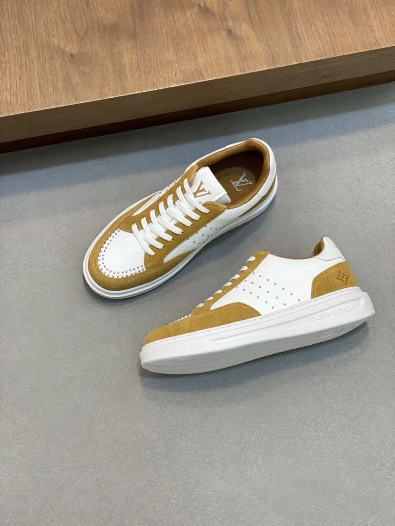 Accurate model Louis Vuitton Low Shoes