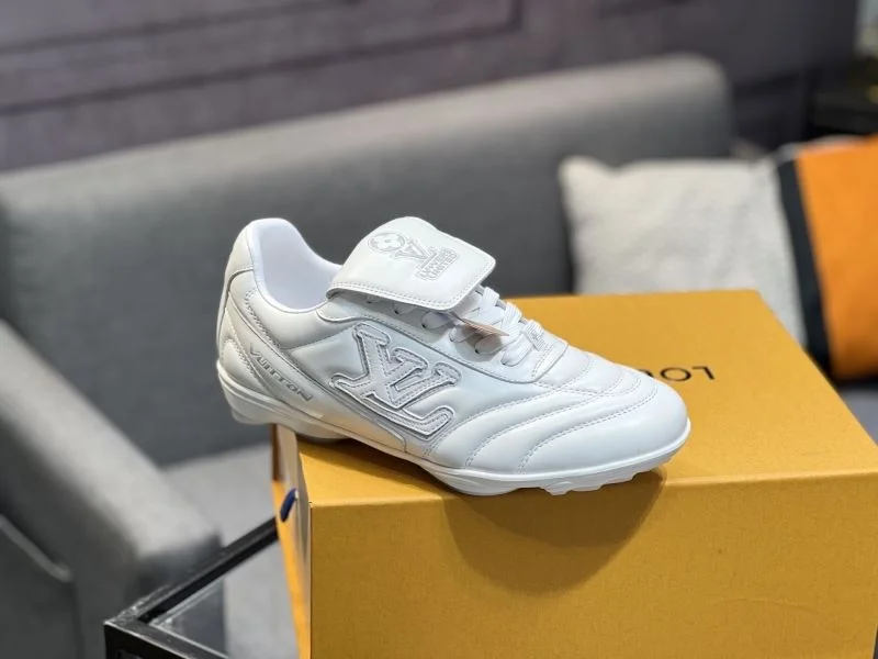High accuracy Louis Vuitton Low Shoes