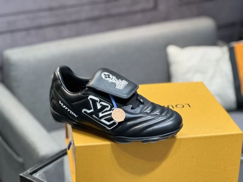 Louis Vuitton Low Shoes