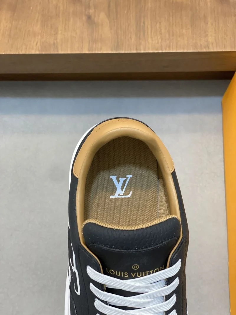 High fidelity Louis Vuitton Low Shoes