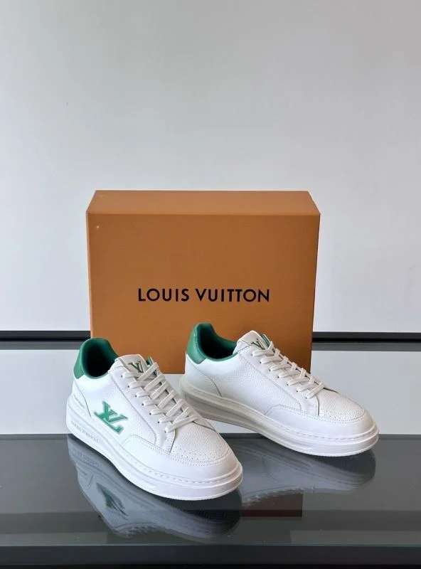 Exact replica Louis Vuitton Low Shoes