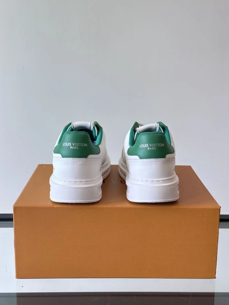 Exact replica Louis Vuitton Low Shoes
