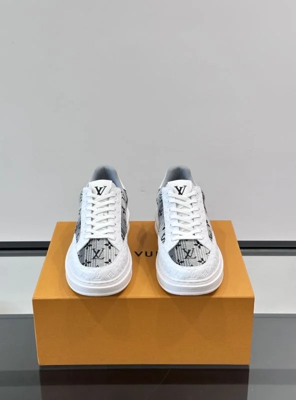 High fidelity Louis Vuitton Low Shoes
