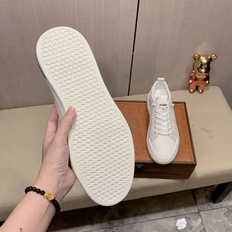 Louis Vuitton Low Shoes