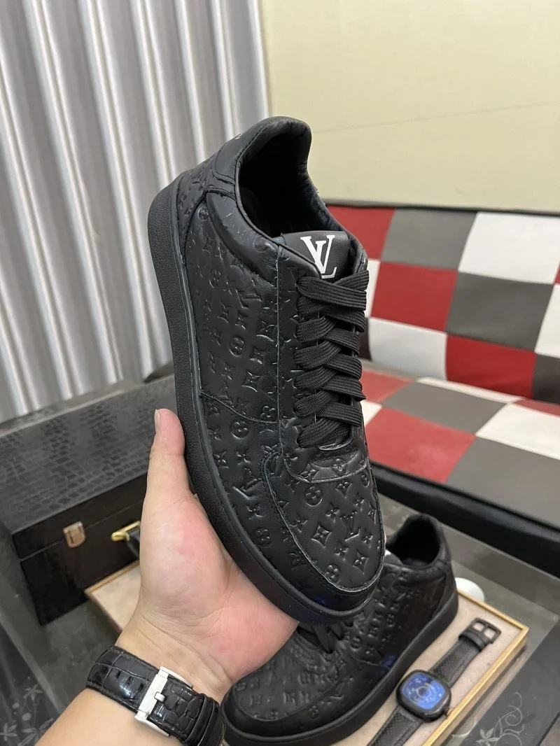 Cut-rate Louis Vuitton Low Shoes